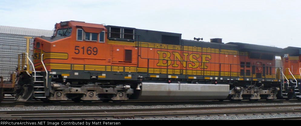 BNSF 5169